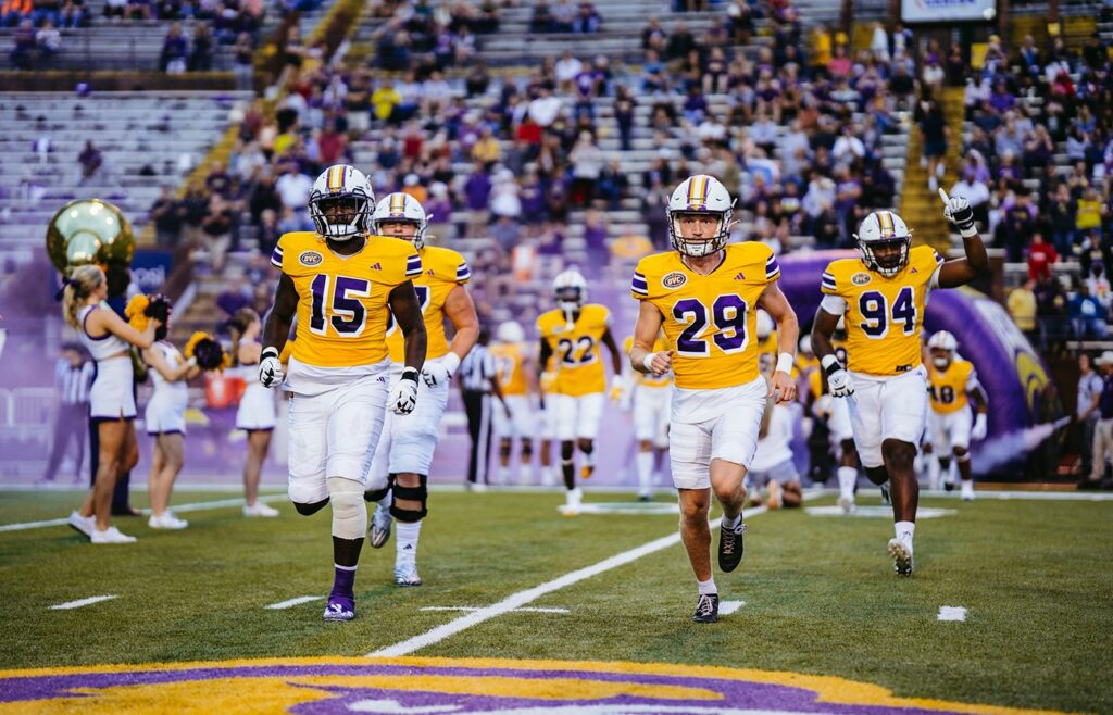 Tennessee Tech Football Welcomes Alumni and the Skyhawks | Tech Times